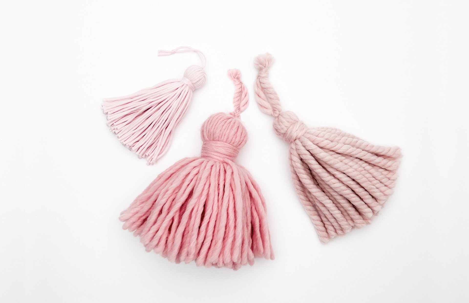 Shop Tassel maker tool online at Modulor Online Shop